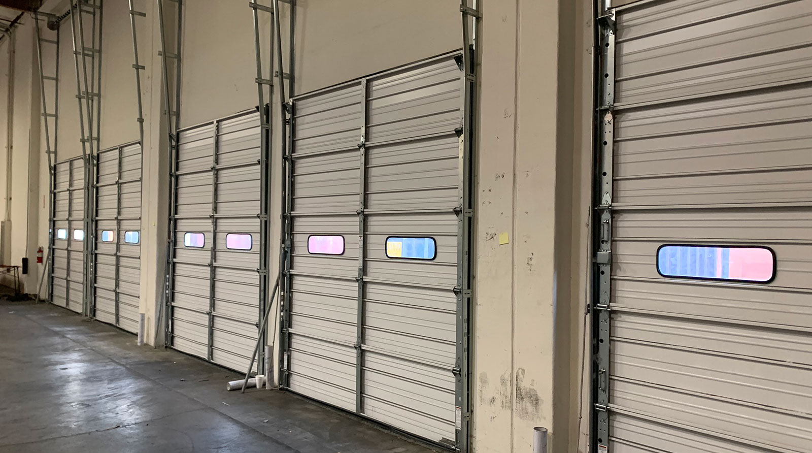 dock-doors-background - Aeronet Worldwide